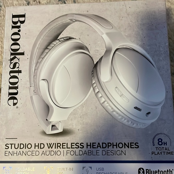 Brookstone | Headphones | Brookstone Wireless Headphones | Poshmark